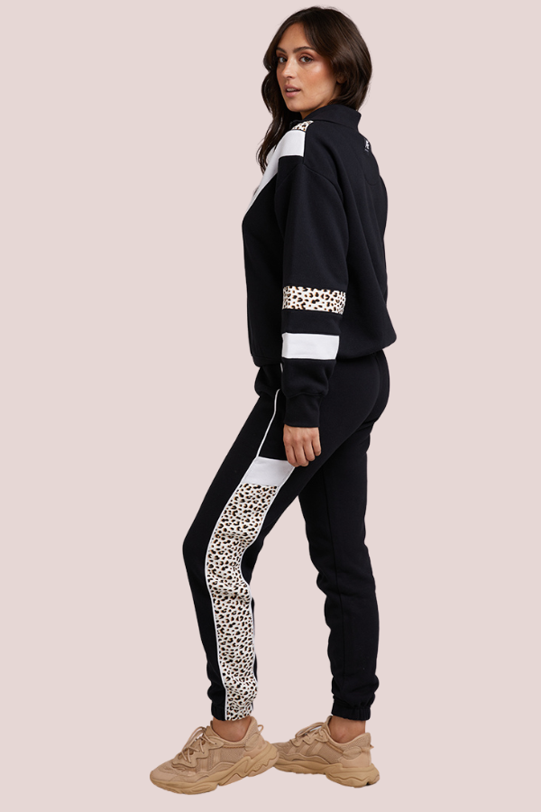 ALL CLOTHING – GO GIRL